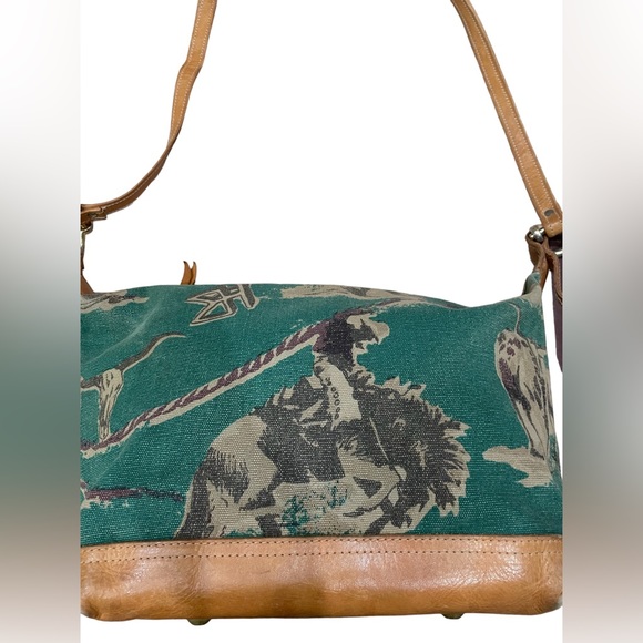Enid Collins Of Texas | Bags | Vintage Enid Collins Texas Bucking ...